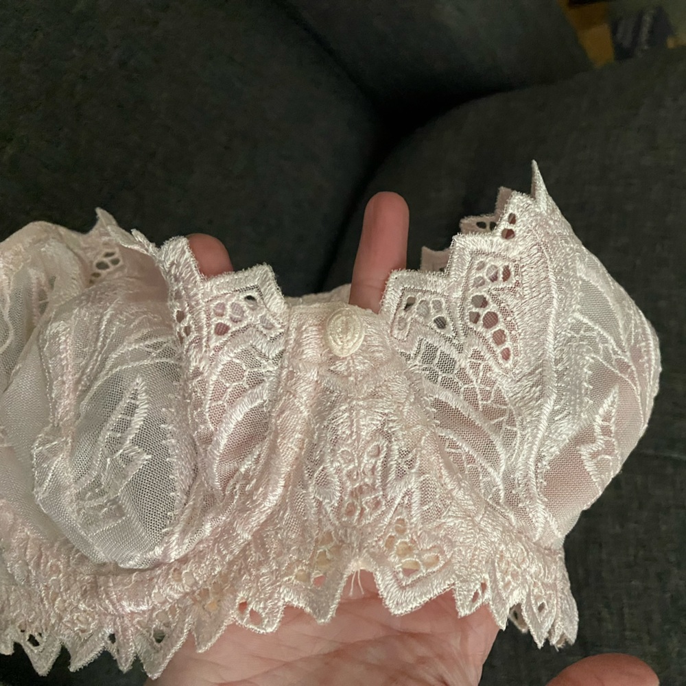 Italian Sheer Pastel Pink Lace Bra - Gem